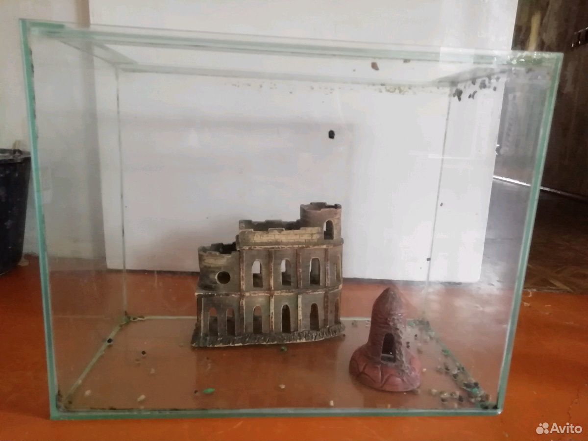 Украшения к аквариуму